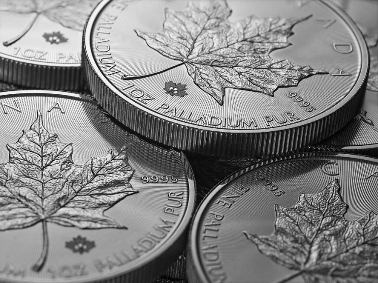 1 oz Canadian Palladium Maple Leaf Coin - Border Gold